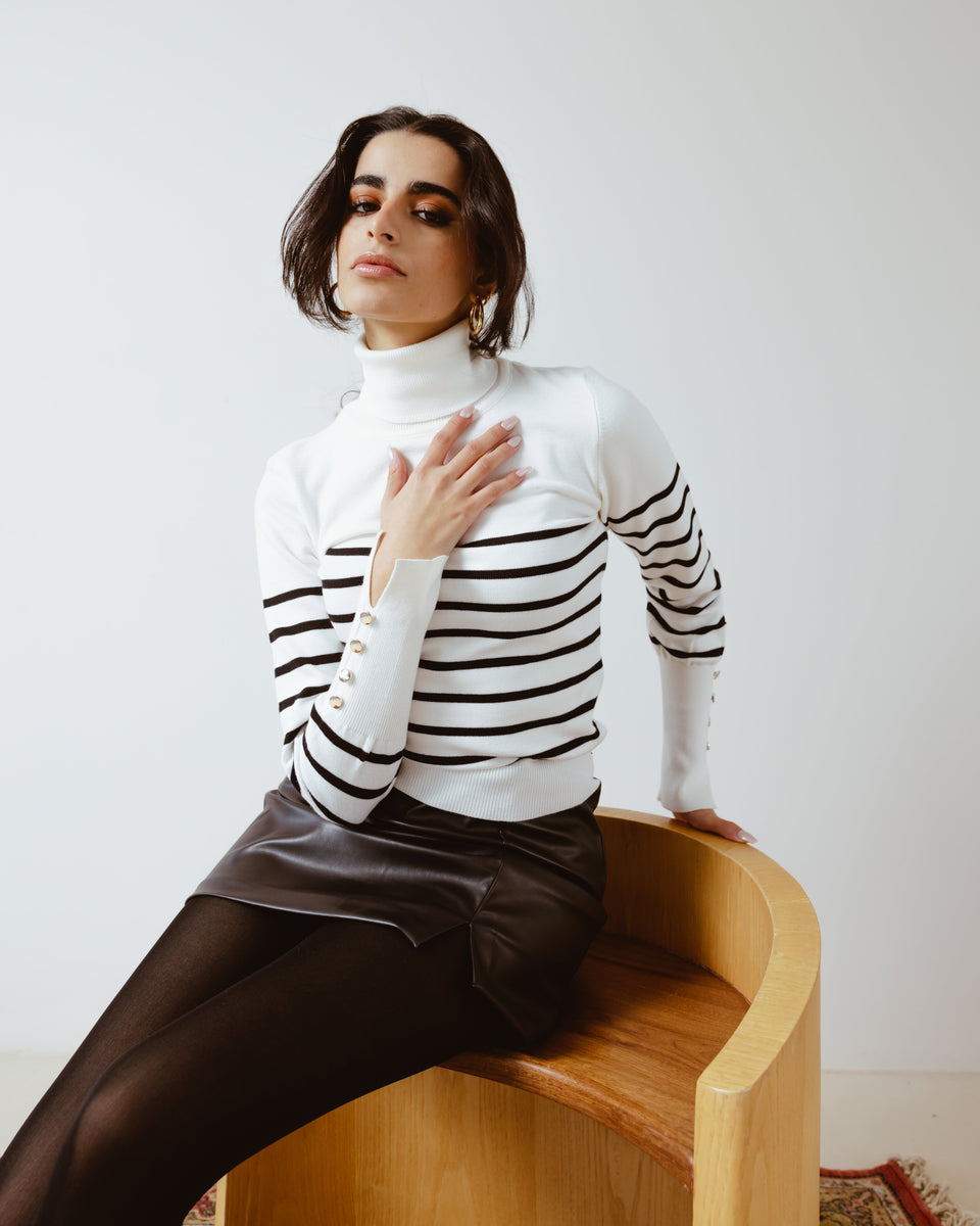 BASIC TURTLENECK KNIT STRIPE – AZADOURA